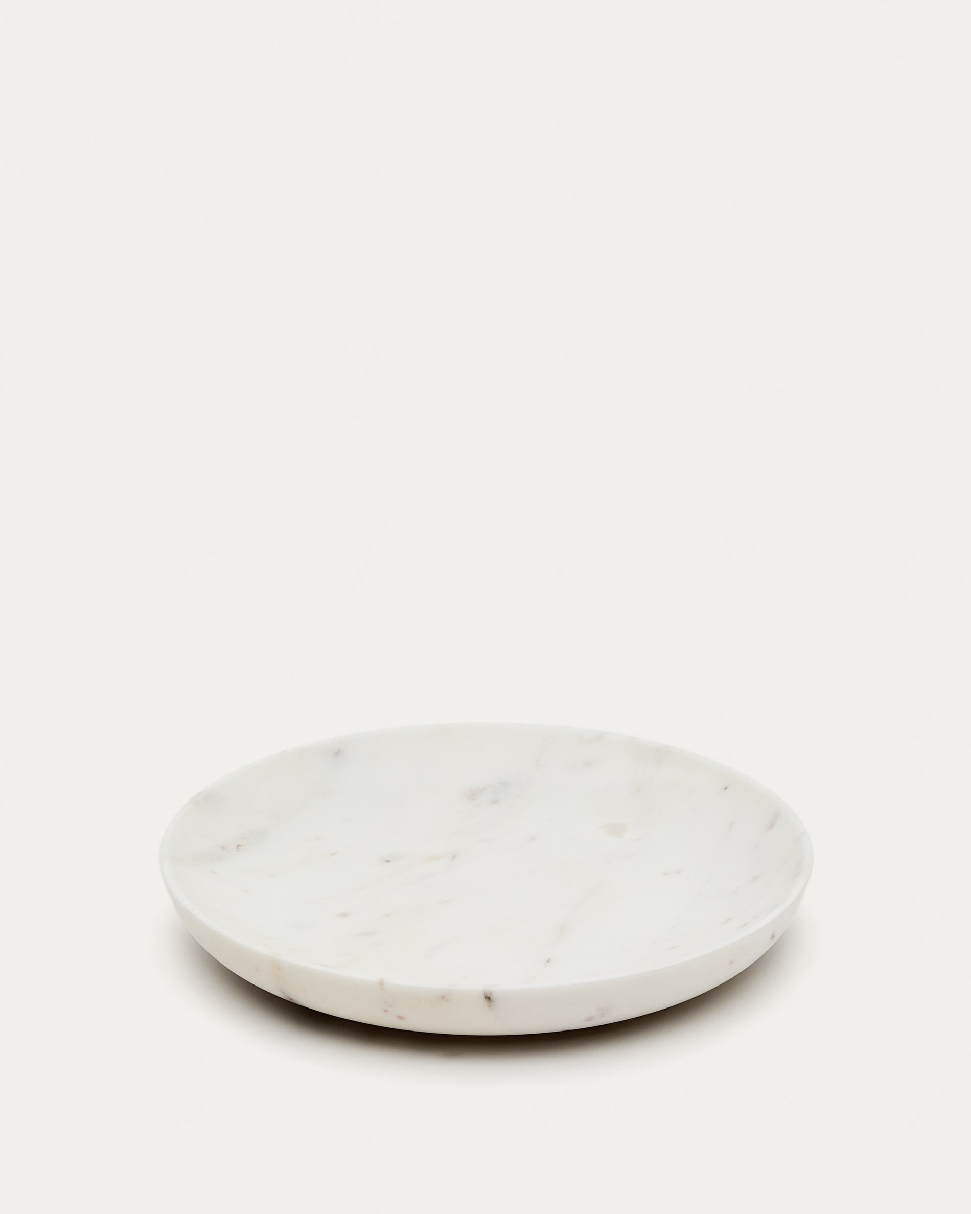 Ecin large white marble serving plate | Kave Home Great Britain