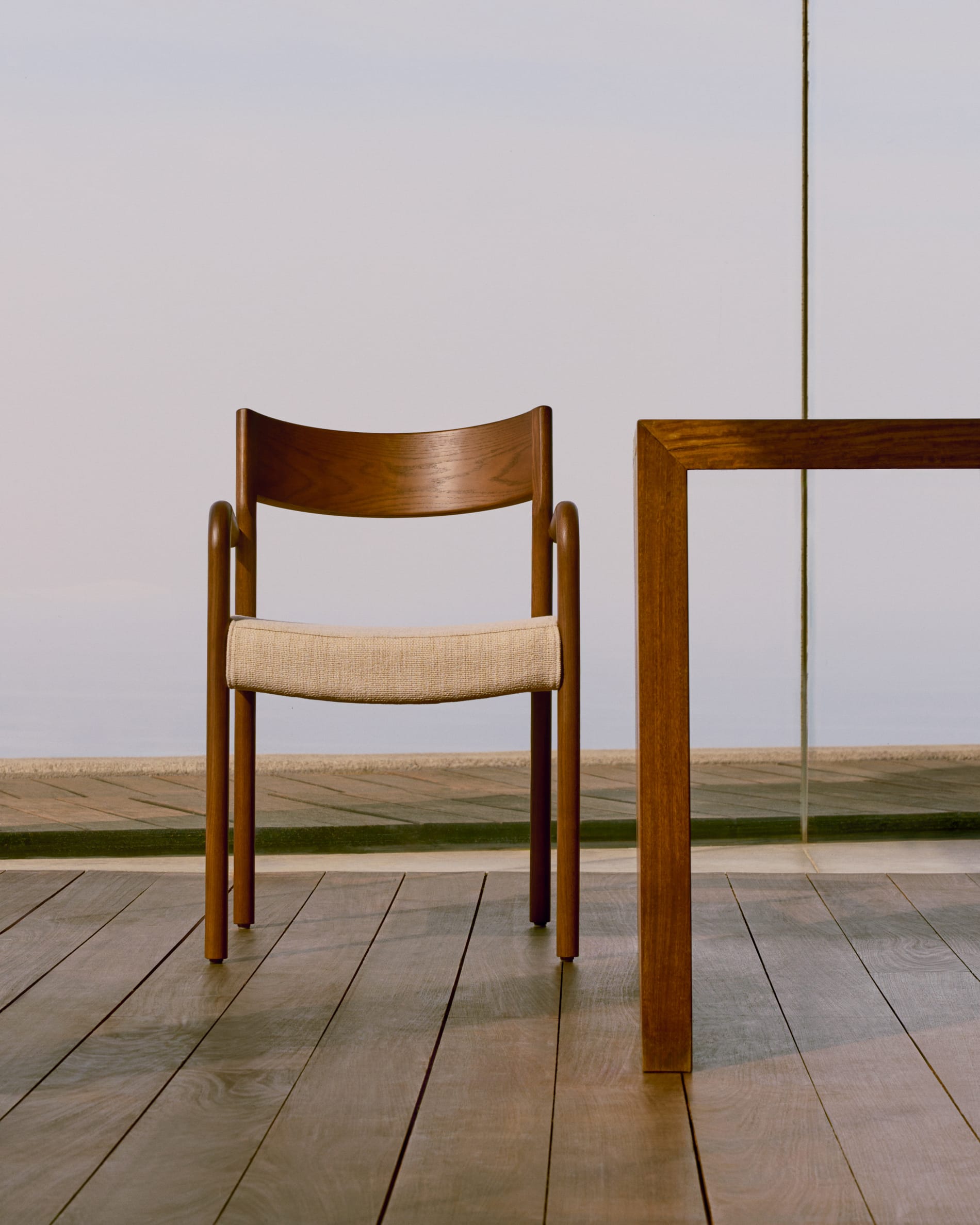 Falconera chair with a removable cover in solid oak wood with walnut ...