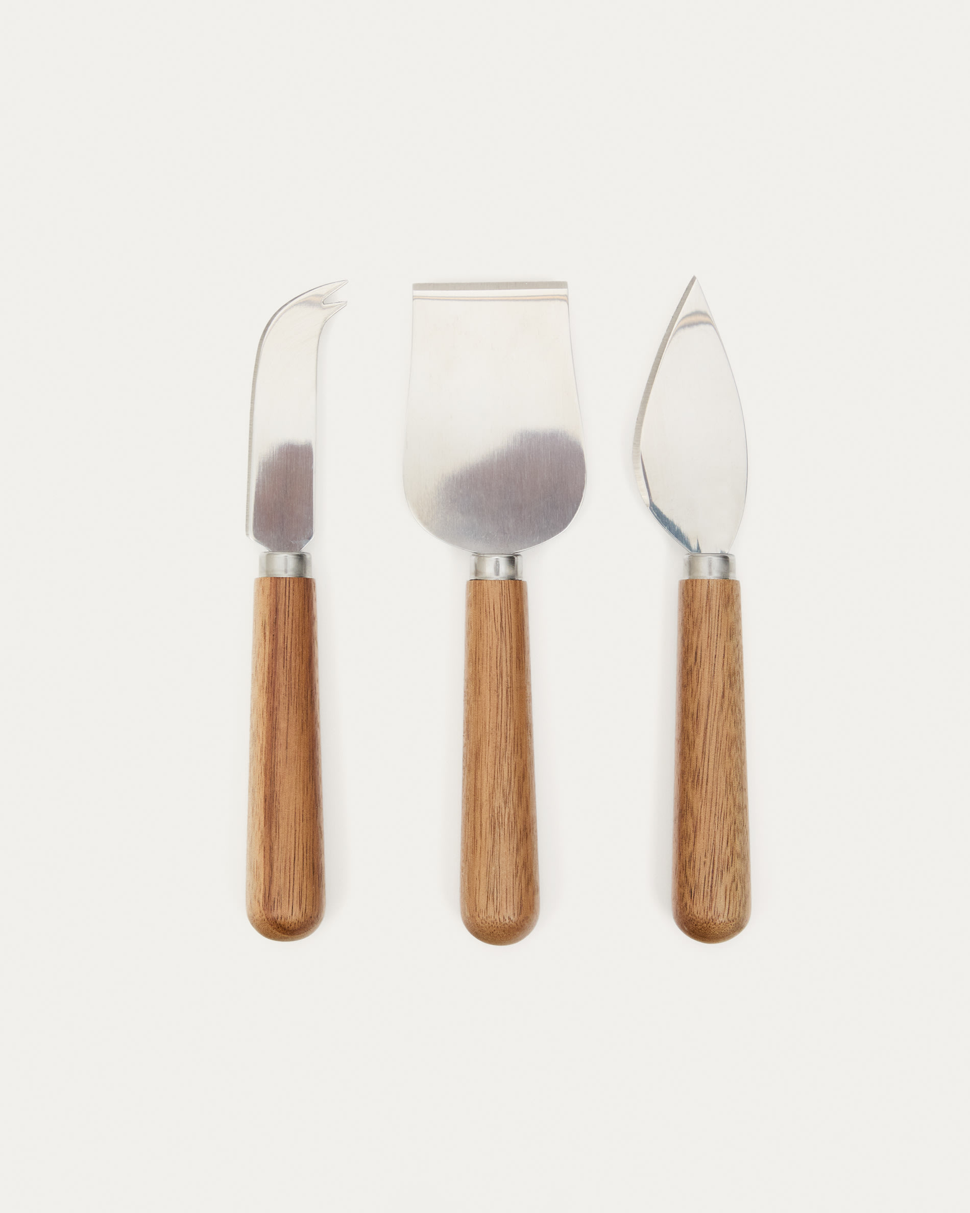 Nukha cheese cutlery set of 3 in FSC 100% acacia wood | Kave Home