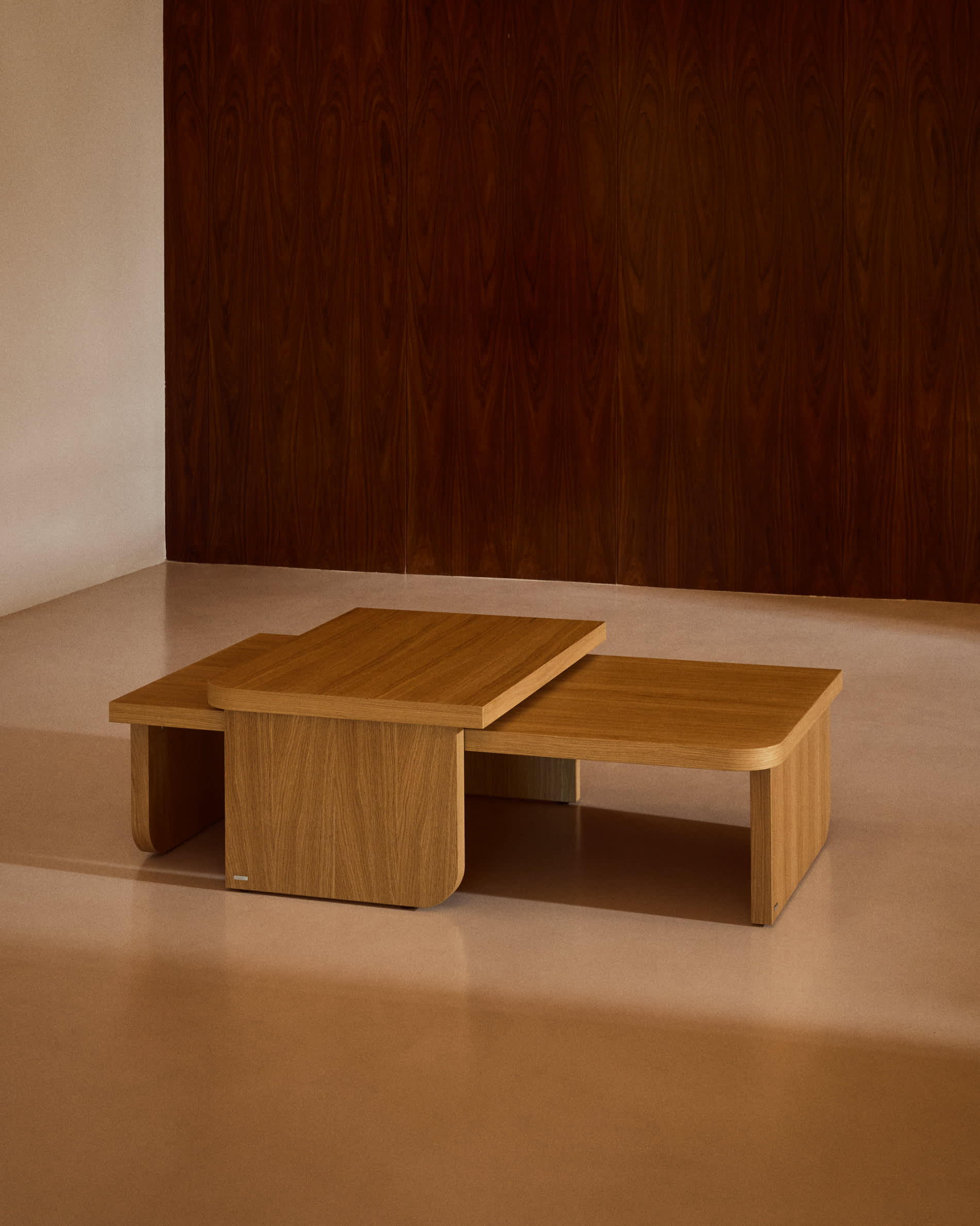 Oaq set of 2 coffee tables in oak wood veneer with natural finish FSC ...