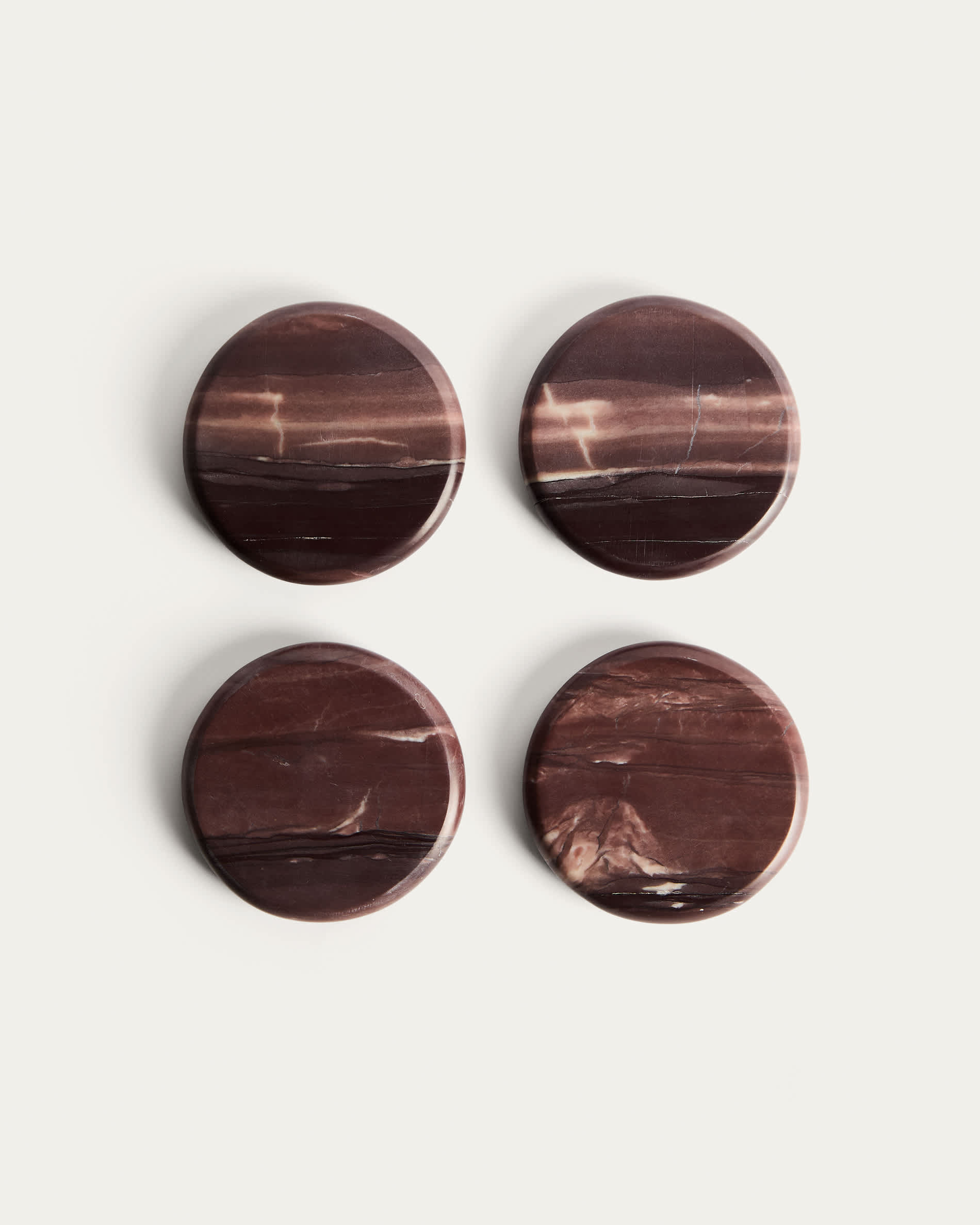 Meran set of 4 burgundy marble coasters | Kave Home Italy