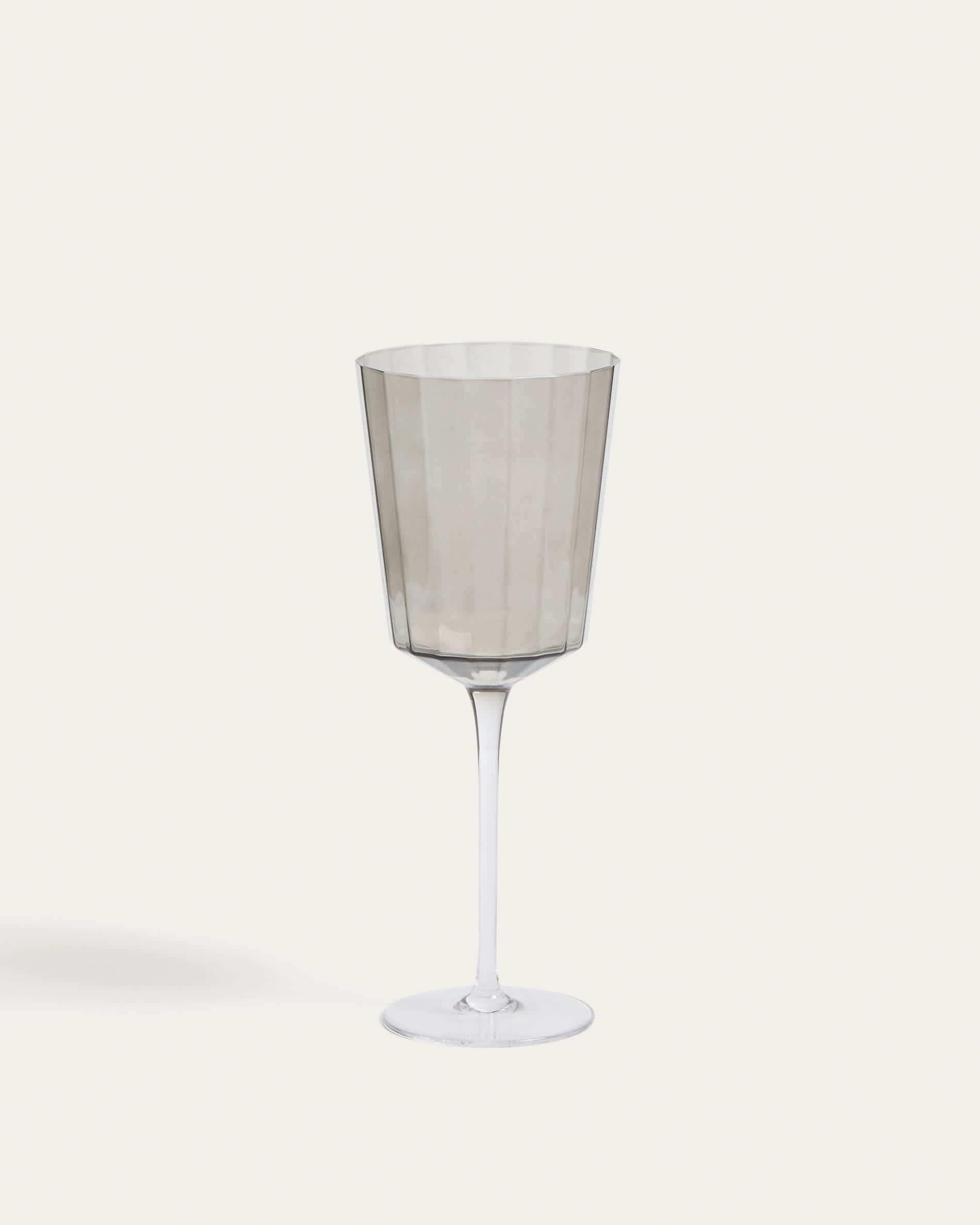 Clarien grey wine glass 39.5 cl | Kave Home Greece