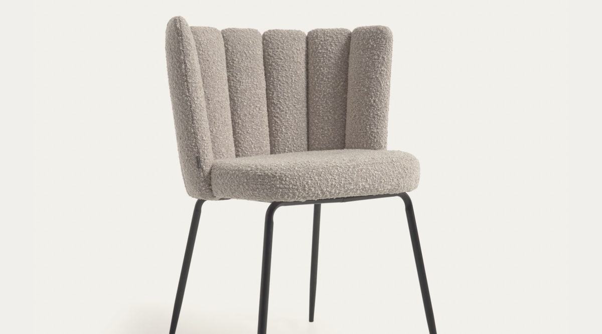 Aniela chair in grey bouclé and metal with black finish | Kave Home®