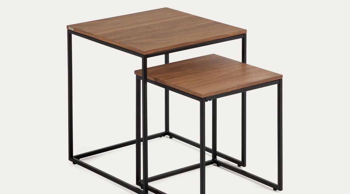 Yoana set of 2 nesting side tables with a walnut veneer and black ...