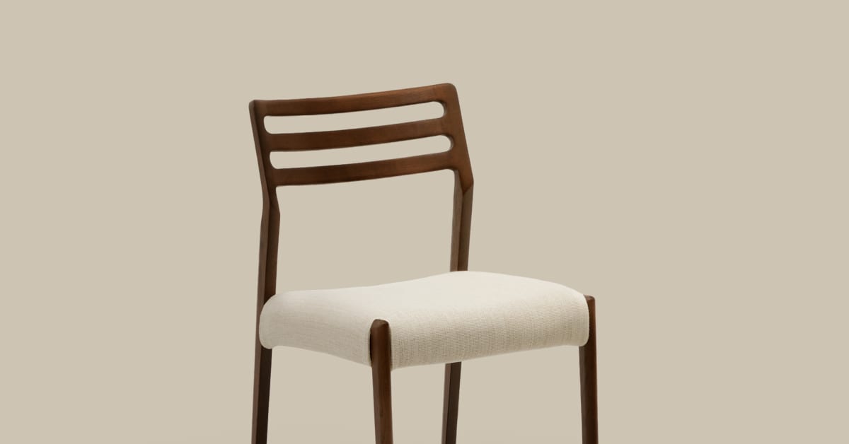 Silla desenfundable Cudia madera maciza de roble con acabado nogal FSC ...