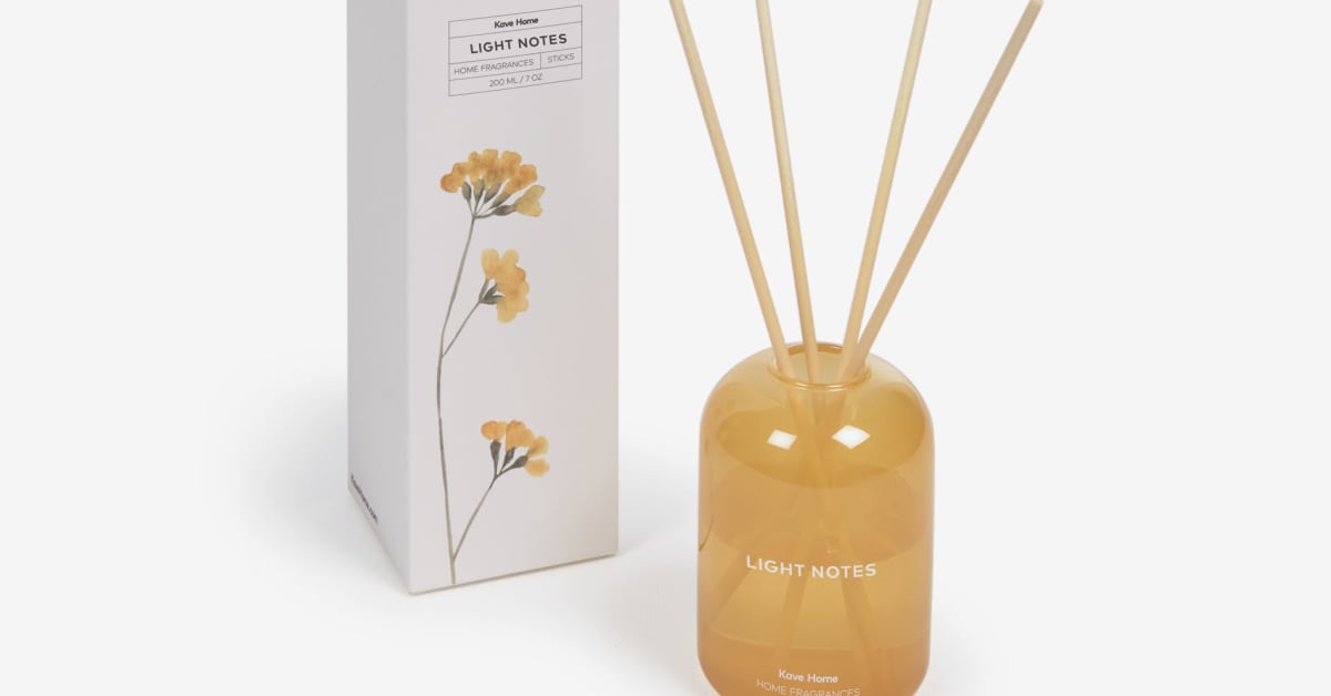 Light Notes fragrance diffuser with sticks 200 ml | Kave Home Great Britain