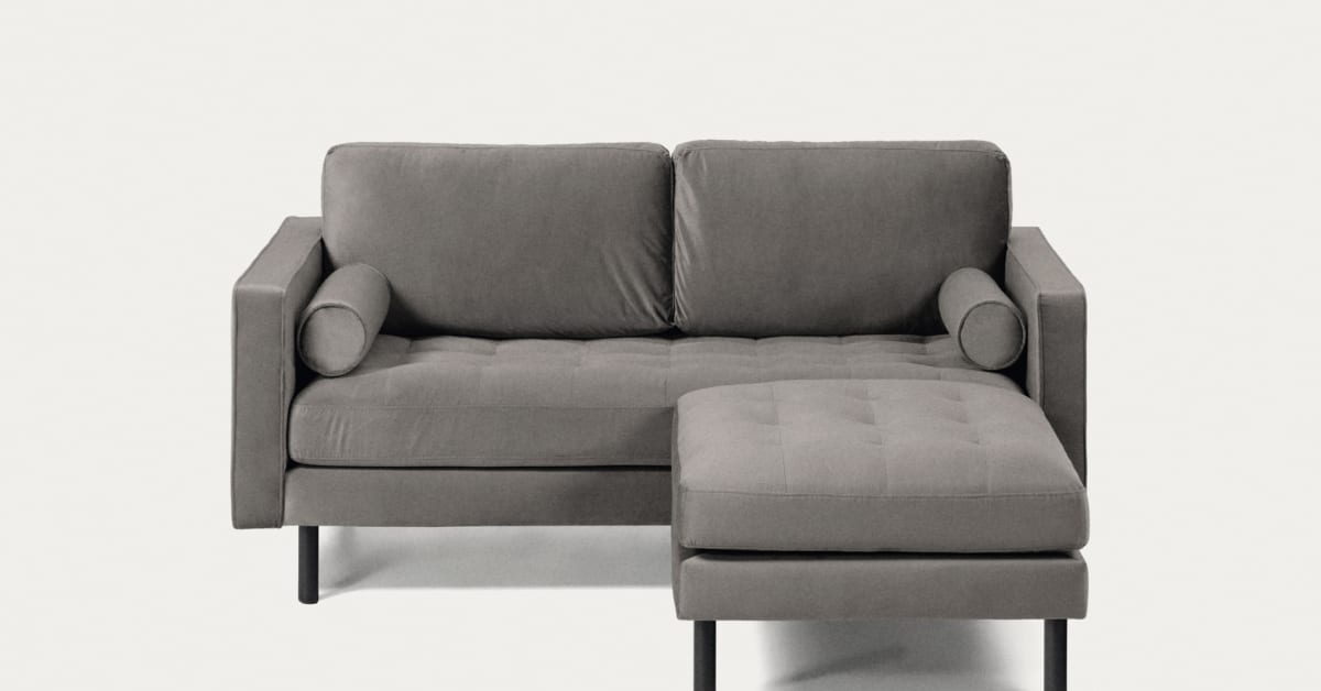 Debra 2 seater sofa with footrest in grey velvet 182 cm | Kave Home Germany