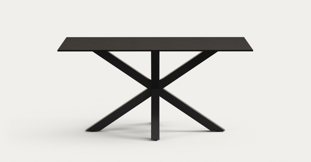 Table Argo en verre noir avec pieds en acier finition noire 160 x 90 cm | Kave Home France