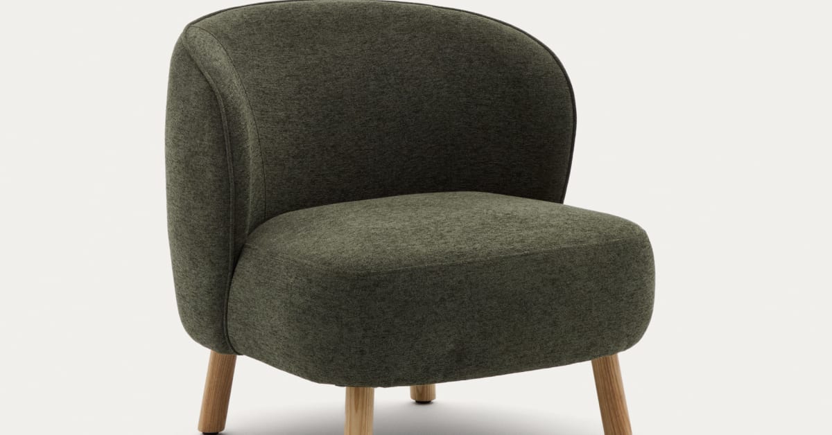 Fauteuil Ulit en tissu chenille vert et pieds en bois de hêtre finition ...