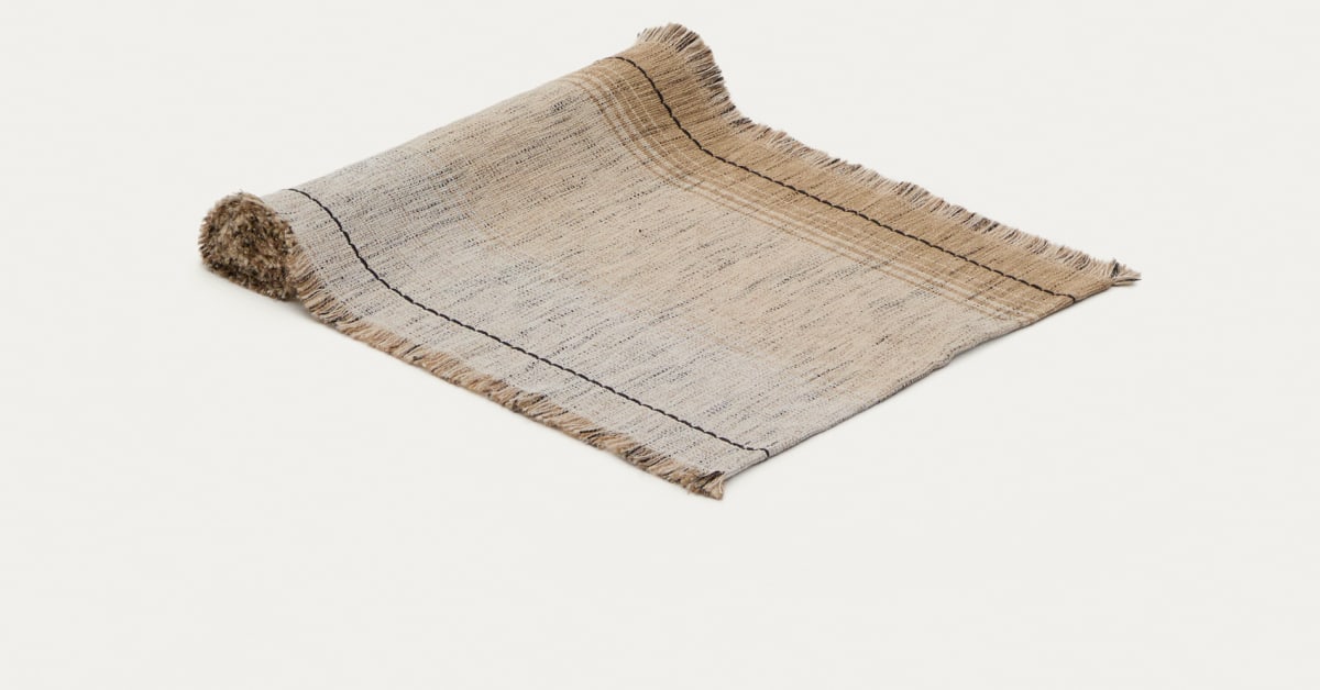 Runner da tavola Lenva in juta con frange 150 x 55 cm | Kave Home Croatia