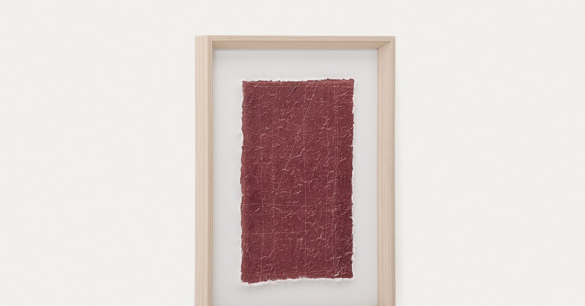Durkan maroon picture on recycled paper 30 x 40cm | Kave Home Spain