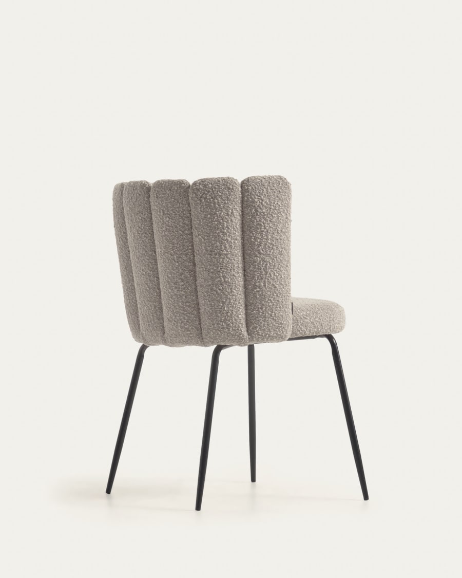 Aniela chair in grey bouclé and metal with black finish FR | Kave Home ...